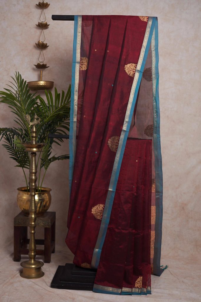 HANDWOVEN MAROON KANCHIPURAM SILK COTTON MAROON SAREE WITH 72 CM BLOUSE PIECE - Joyee Kolkata ...