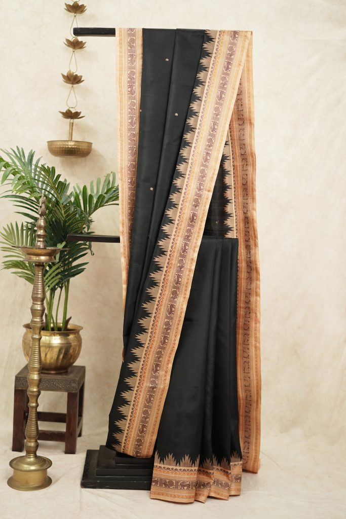 HANDWOVEN BLACK COLOUR KANJEEVARAM SILK SAREE WITH 72 CM BLOUSE PIECE - Joyee Kolkata ...